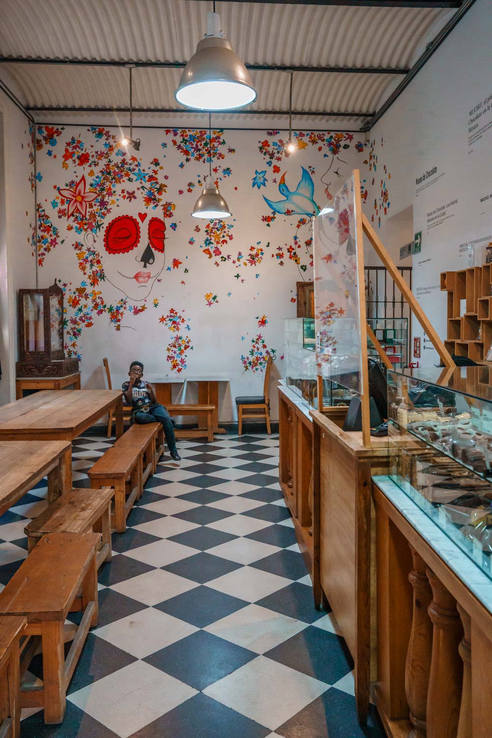 15 Fun Things To Do In Zona Rosa Mexico City - Get Lost In Mexico City